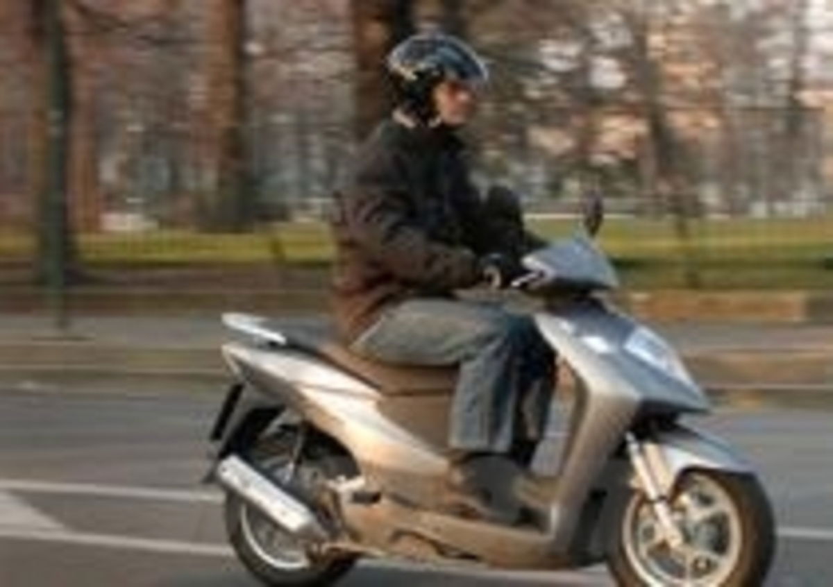 Prova HONDA Dylan 125 - Prove - Moto.it