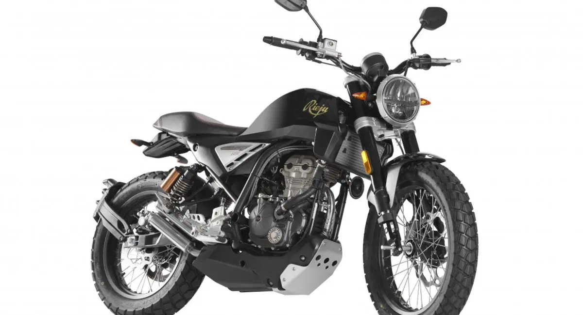 Rieju Century 125 (2018 - 19) usate - Moto.it