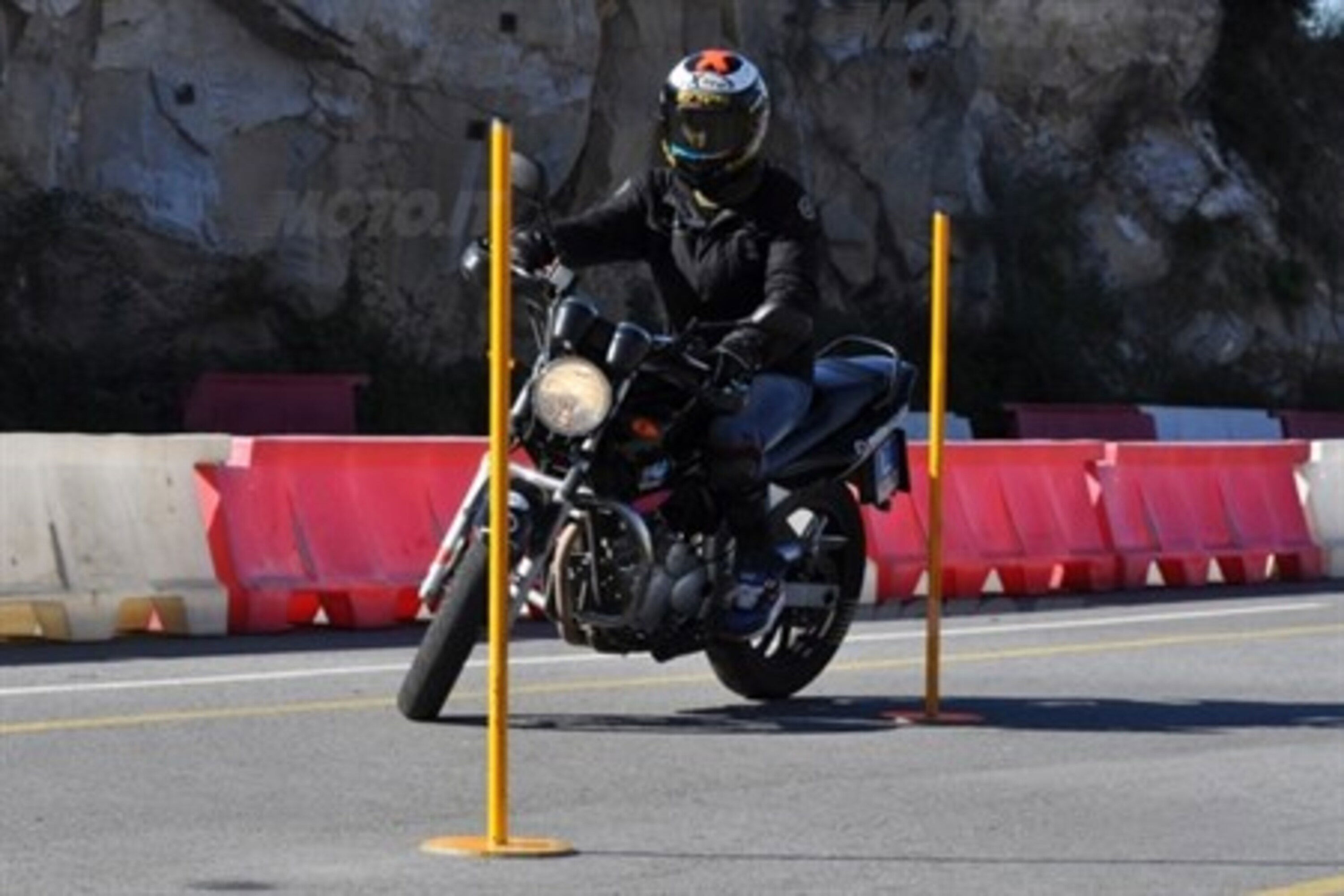 Patente moto A, A1, A2 e AM: gli esami per ottenerla e cosa si può ...