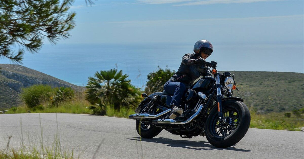 Donne in moto: look, consigli e modelli da seguire! - News - Moto.it