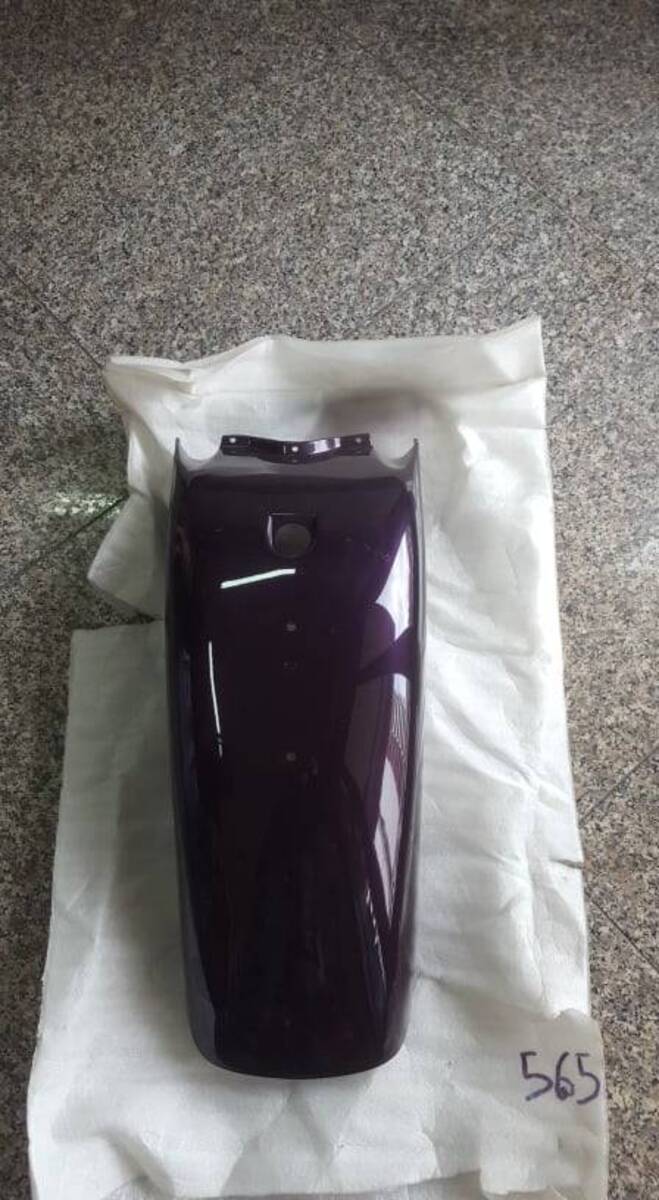 Vendo PARAFANGO POST. VIOLA REALE CLASSIC 50 1998 1999 Aprilia a ...