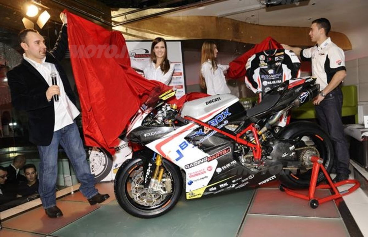 Mark Aitchison completa lo schieramento della SBK. Solo 21 moto al via ...