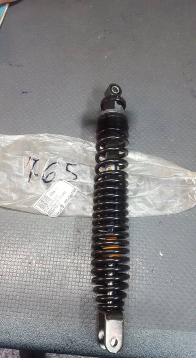 Vendo AMMORTIZZATORE POST. MADISON 125 150 Malaguti a Battipaglia (codice 7649479) - Moto.it