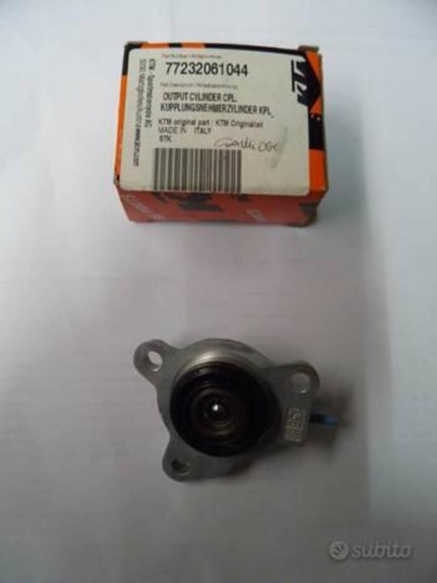 Vendo CILINDRETTO COMANDO FRIZIONE (BREMBO) HUSQVARNA Husqvarna a ...