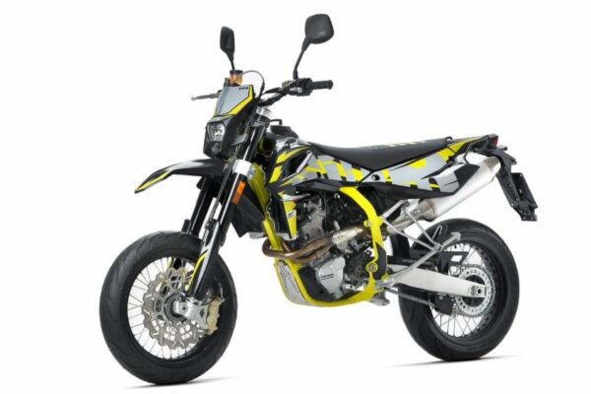 Swm SM 500 R (2017 - 20), prezzo e scheda tecnica - Moto.it