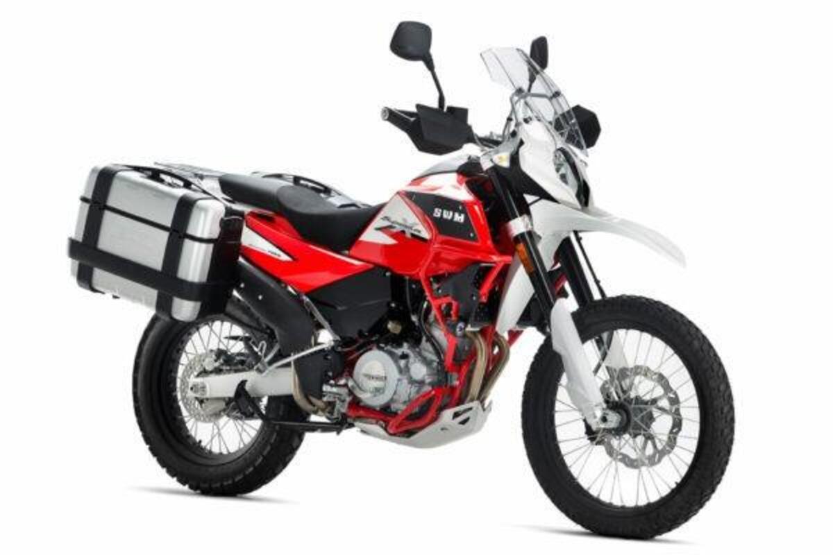 Swm Superdual 600 X (2018 - 20), prezzo e scheda tecnica - Moto.it