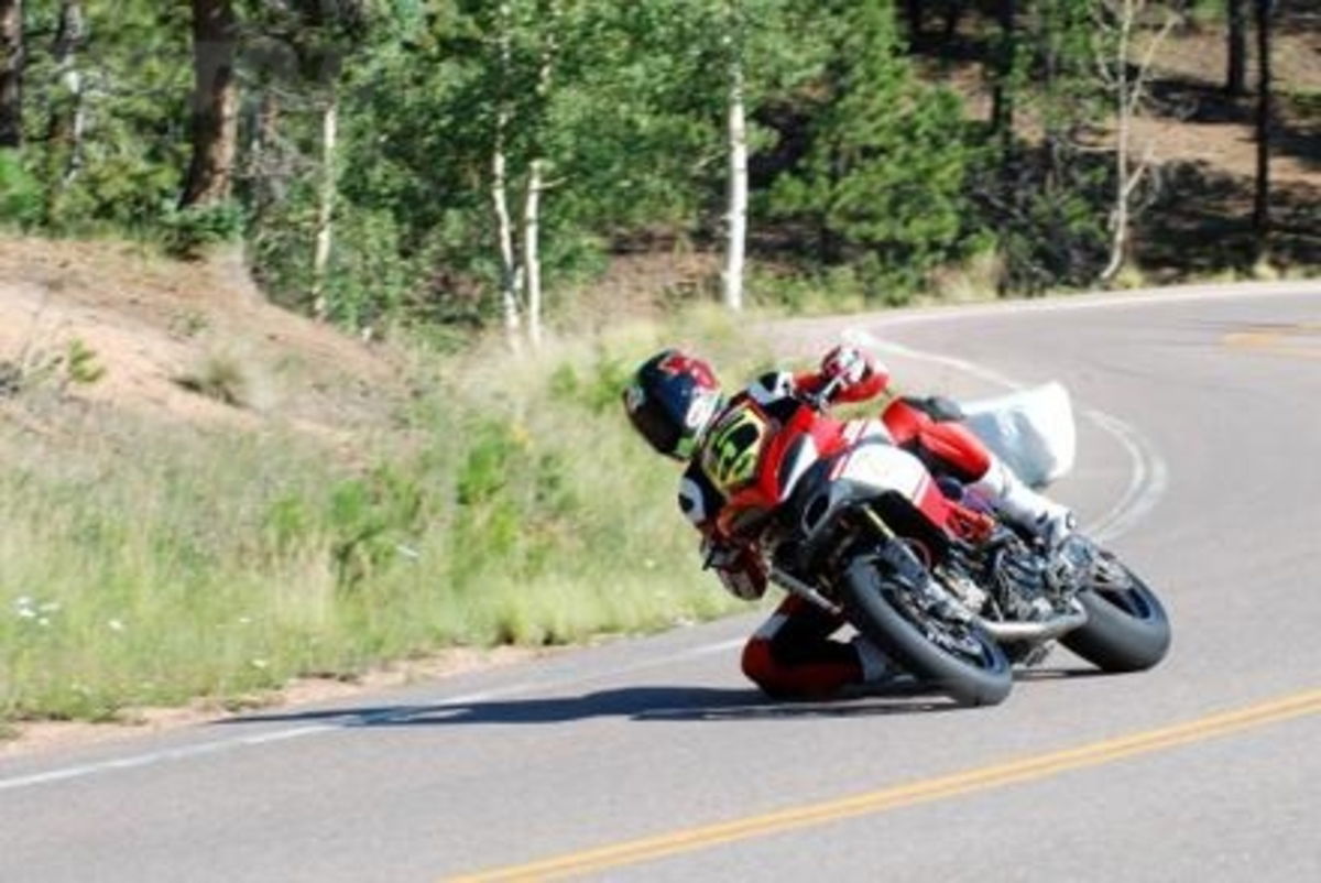 Pikes Peak 2012: continua il dominio Ducati - News - Moto.it