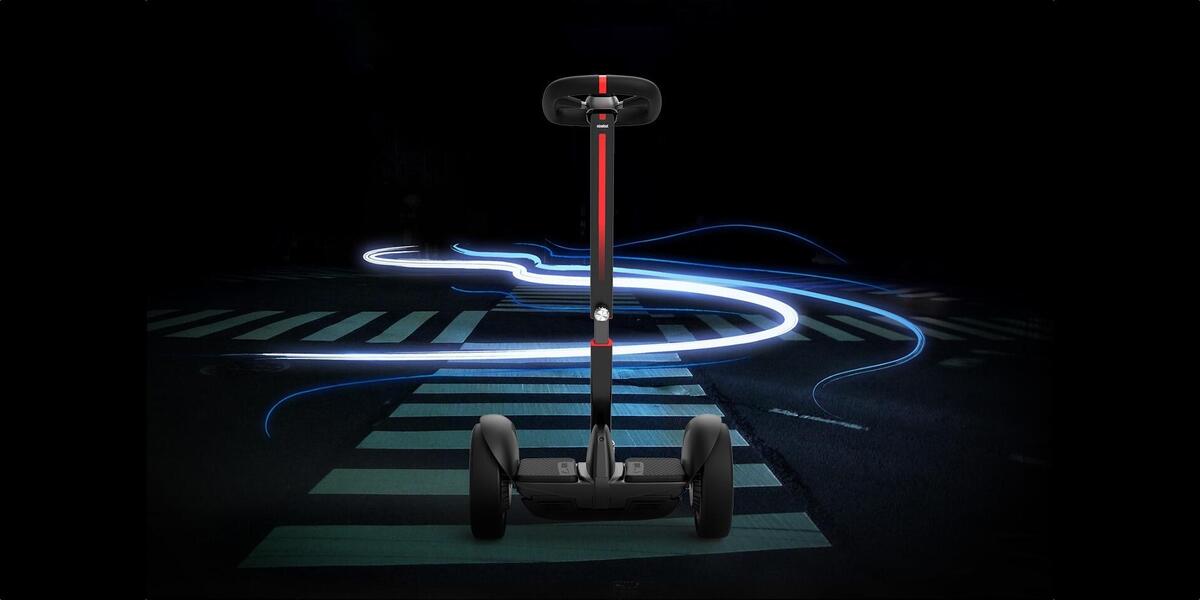 S MAX, Ninebot ci riprova con il segway. Più piccolo e più economico ...