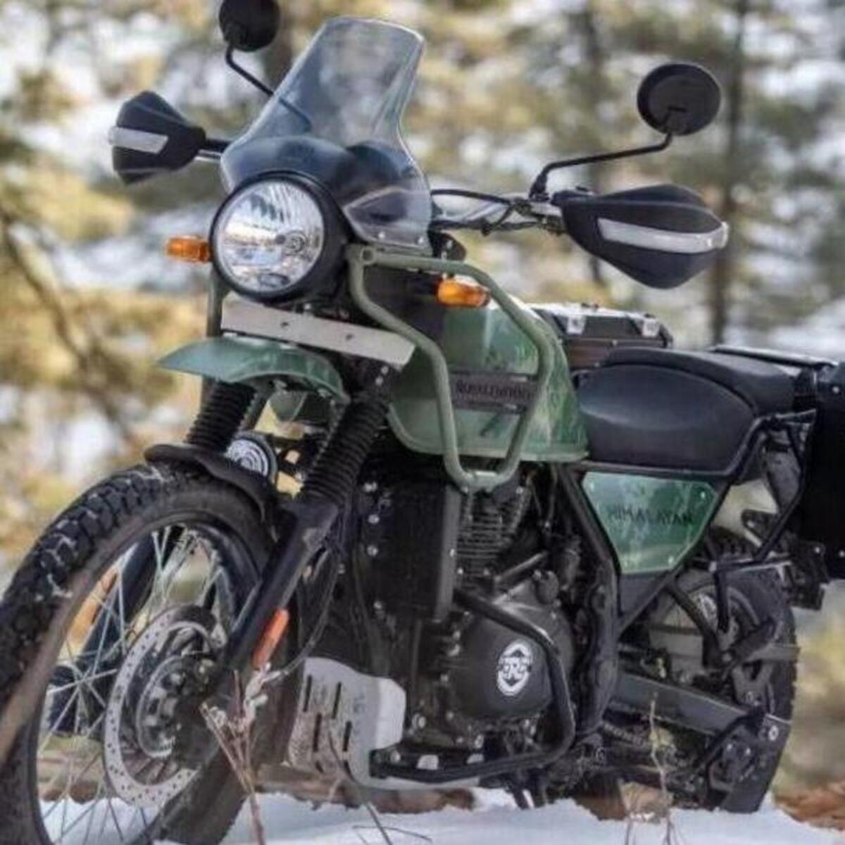 Due Royal Enfield Himalayan al Polo Sud - 90° SOUTH - QUEST FOR THE ...