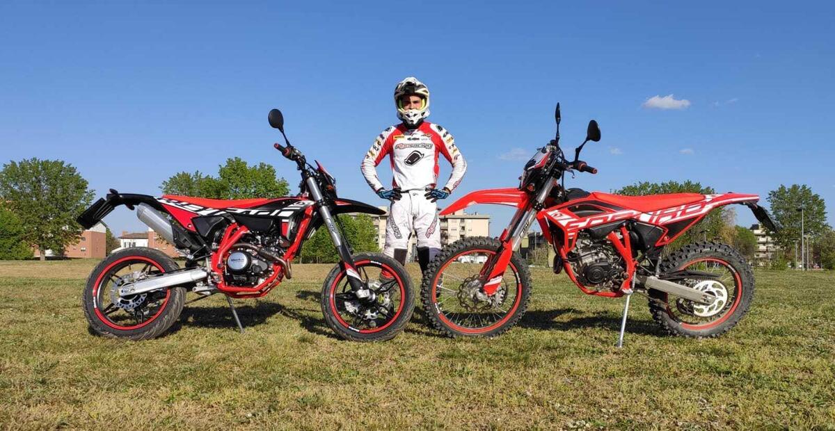 Prova Beta 125 RR 4t Enduro e Motard TEST 2021: motore a fasatura ...