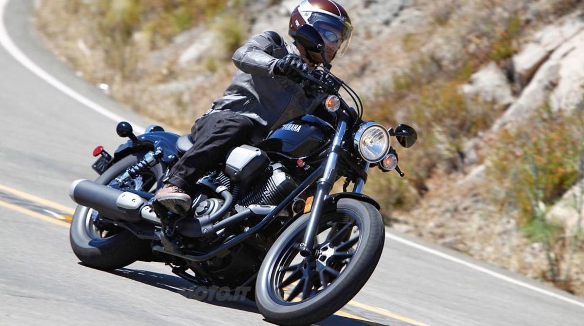 Prova Yamaha XV950 e XV950R - Prove - Moto.it