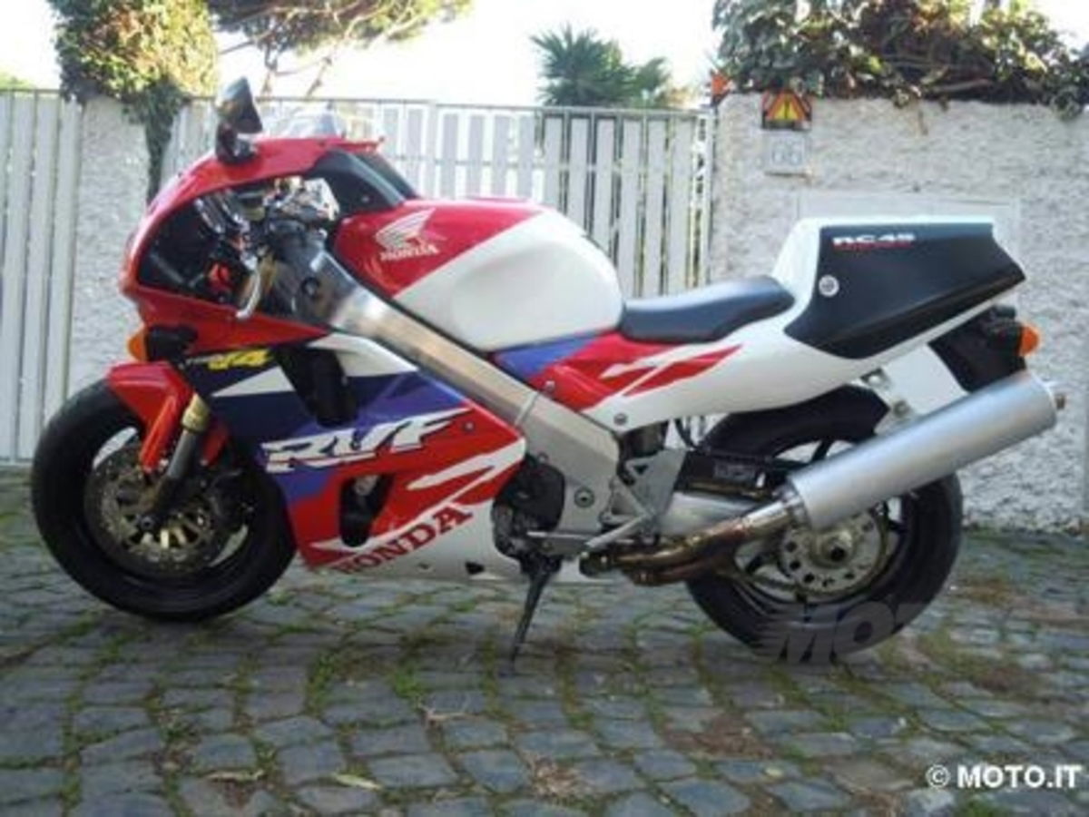 Le Belle e Possibili di Moto.it: Honda RC45 - News - Moto.it