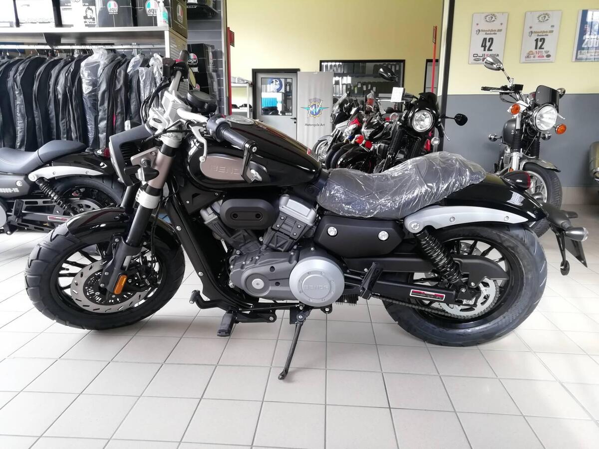 Vendo Benda Motorcycles BD-125 Sporty (2021 - 23) nuova a Capannori ...