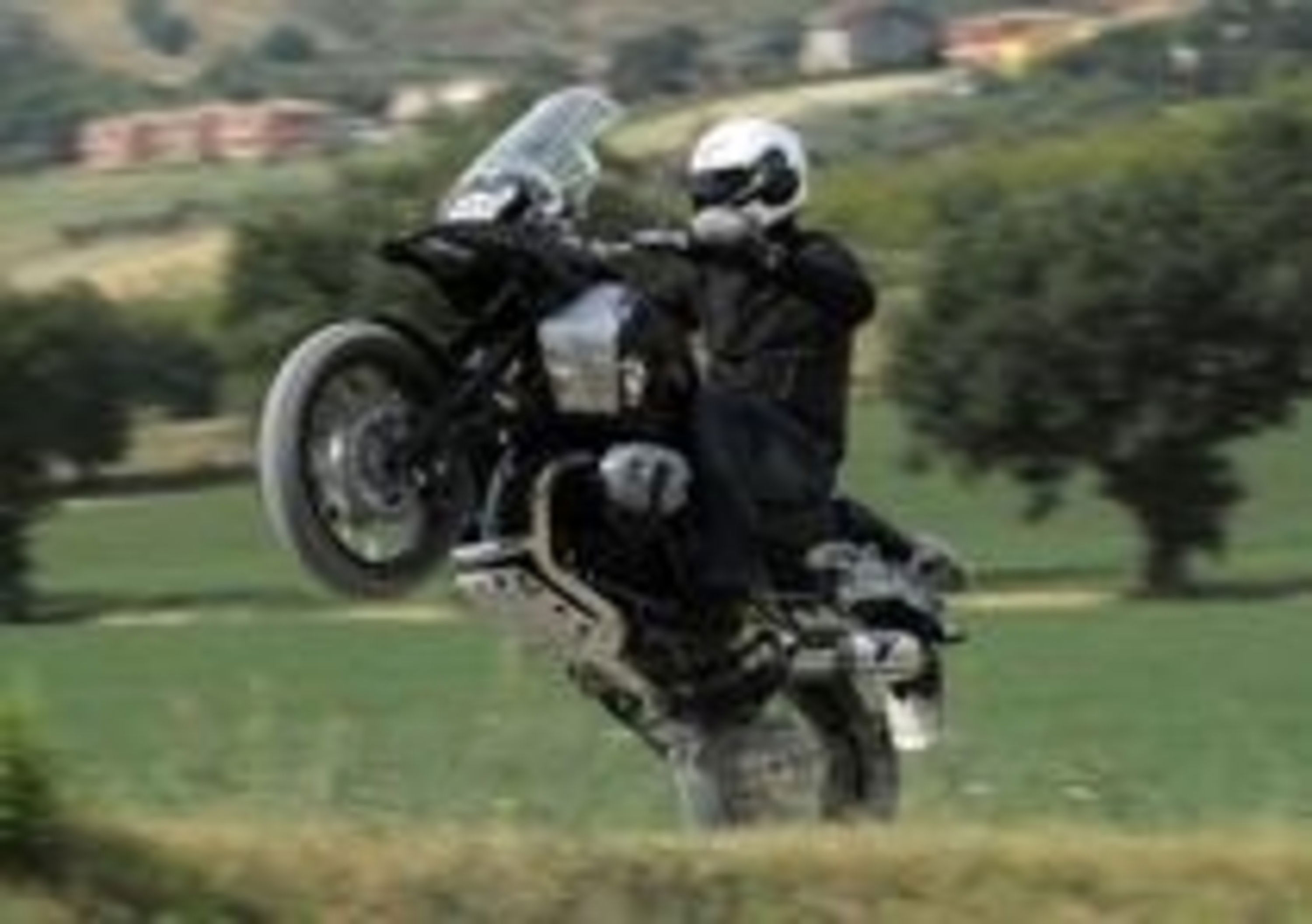 Abbiamo provato l'Öhlins Mechatronic per la BMW R1200GS - Accessori ...