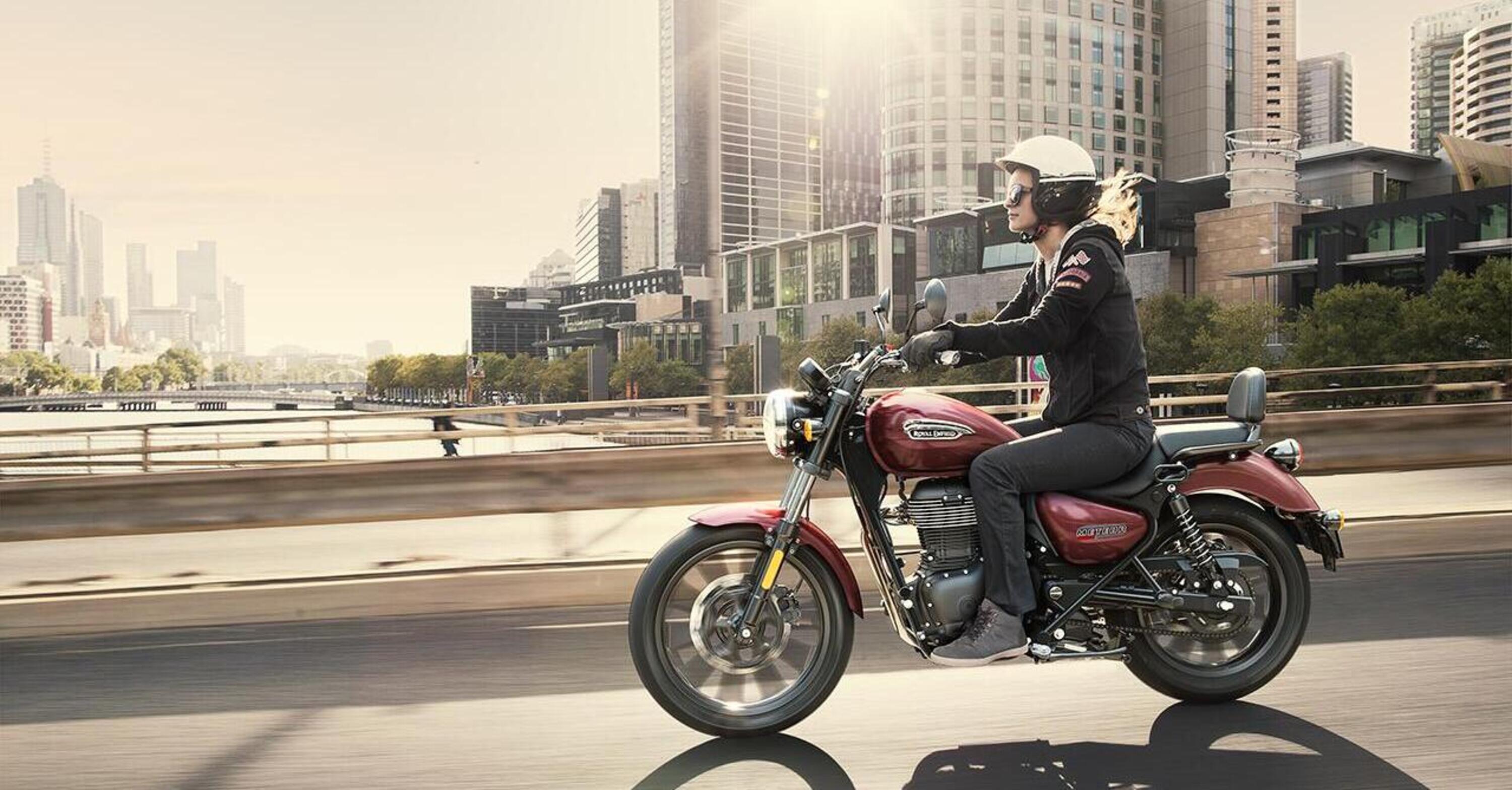 Agli inglesi piacciono le Royal Enfield. Poi la BMW GS - News - Moto.it Agli inglesi piacciono le Royal Enfield. Poi la BMW GS - News - Moto.it