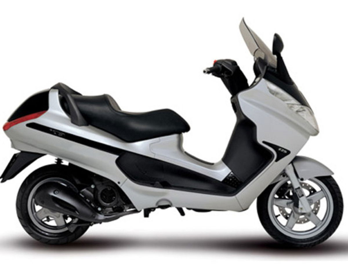 Piaggio X8 125, catalogo e listino prezzi - Moto.it