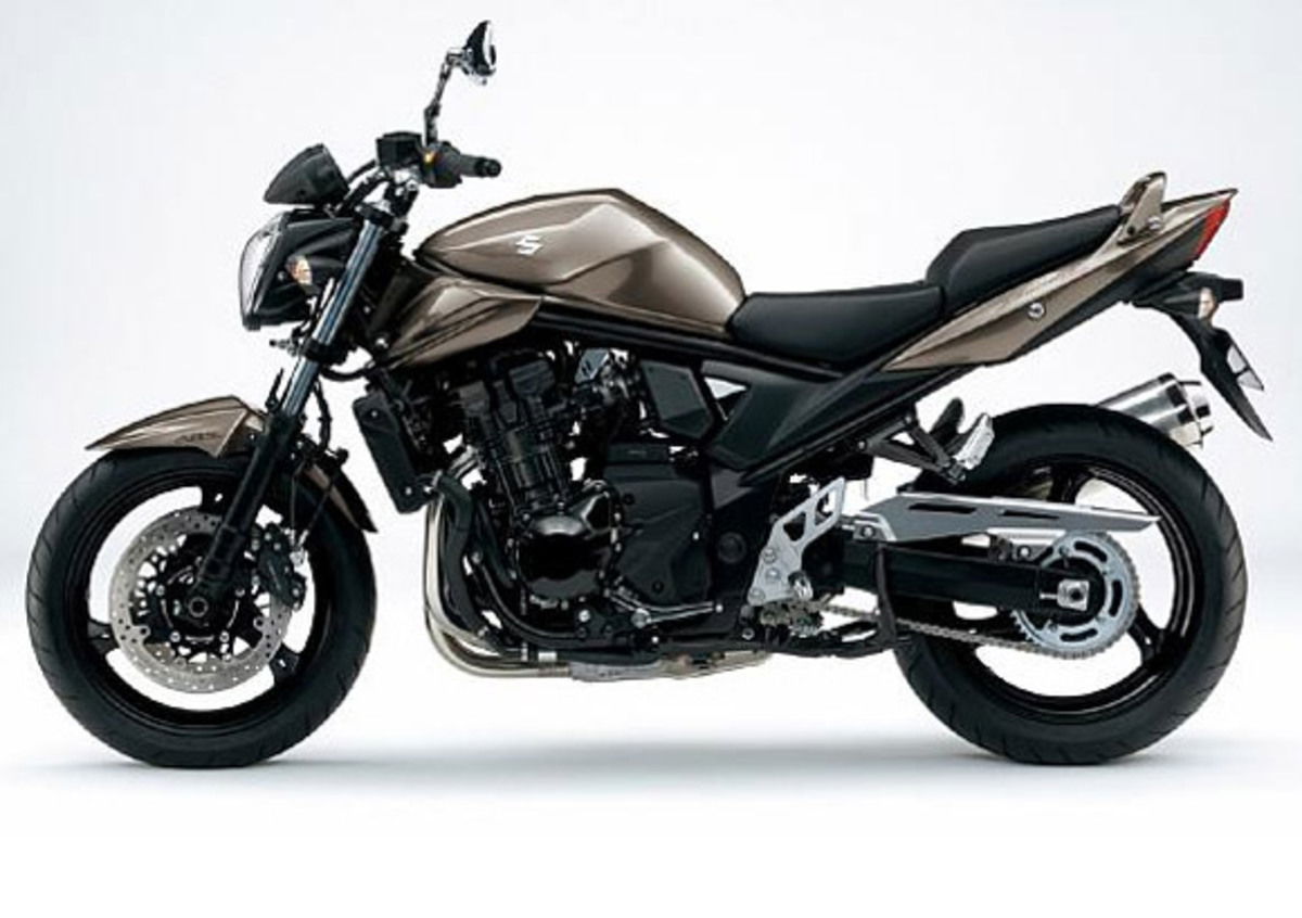 Suzuki GSX 1250 F, catalogo e listino prezzi - Moto.it