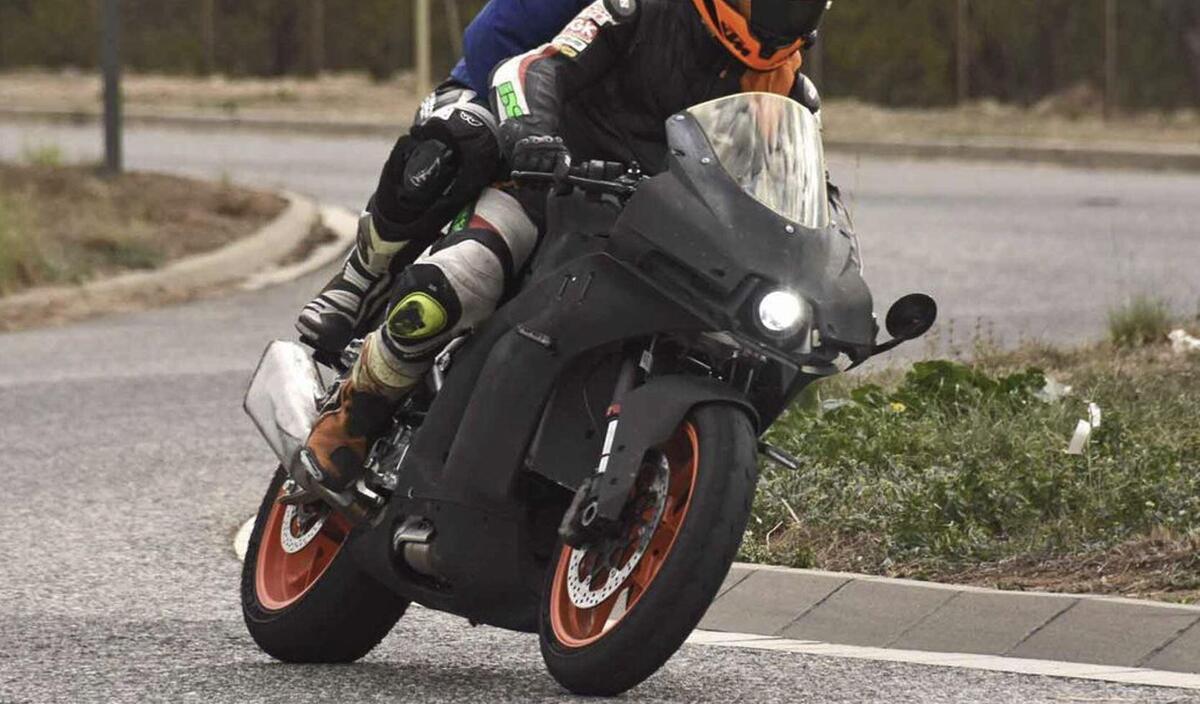 KTM RC 990: si prepara il ritorno della super sportiva [Foto Spia ...