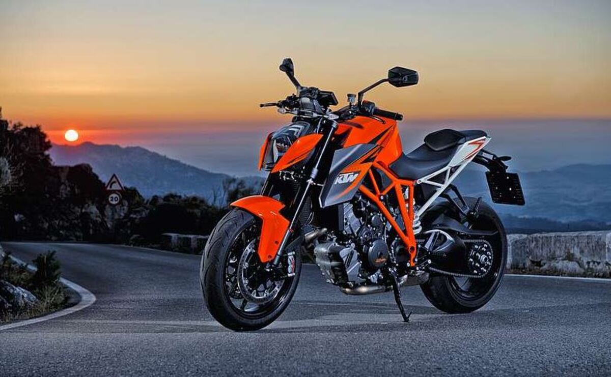 KTM, in arrivo nuovi motori V2 per inedite 600 e 800 - News - Moto.it