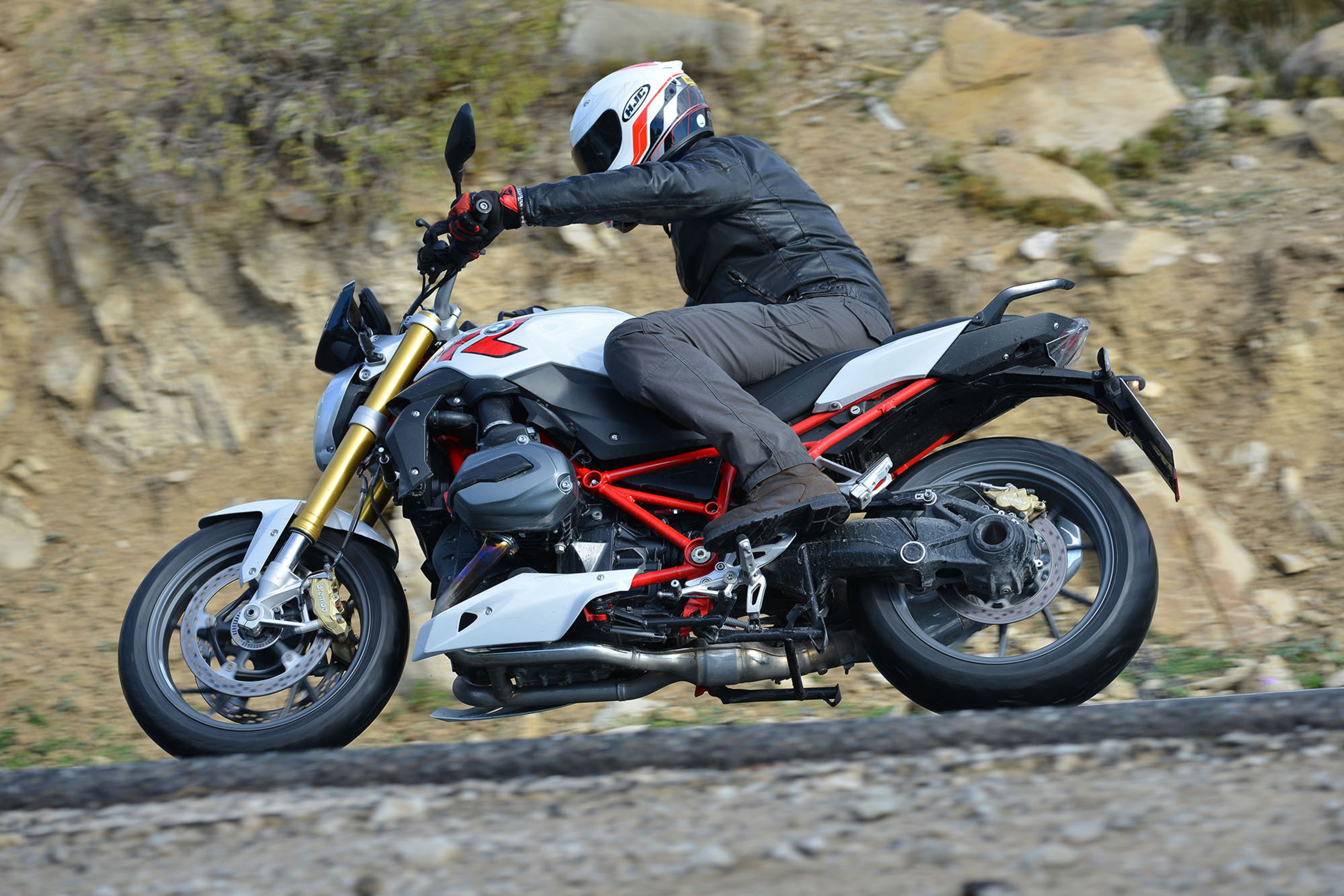 Prova BMW R1200R 2015 - Prove - Moto.it