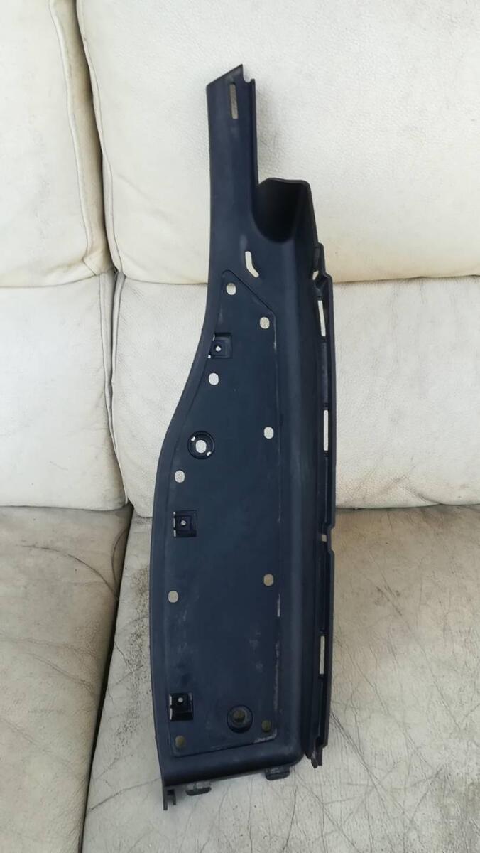 Vendo PEDANA APPOGGIA PIEDI FRONT COVER PANEL KYMCO DOWN Kymco a Rimini ...