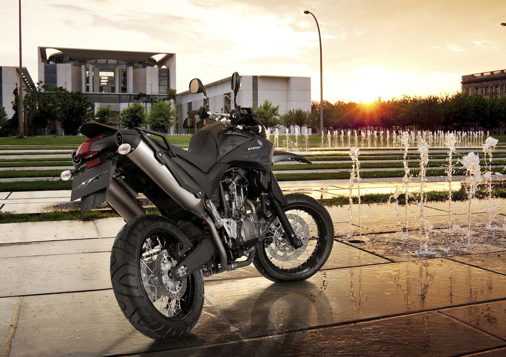 Yamaha XT 660 X (2004 - 16), prezzo e scheda tecnica - Moto.it