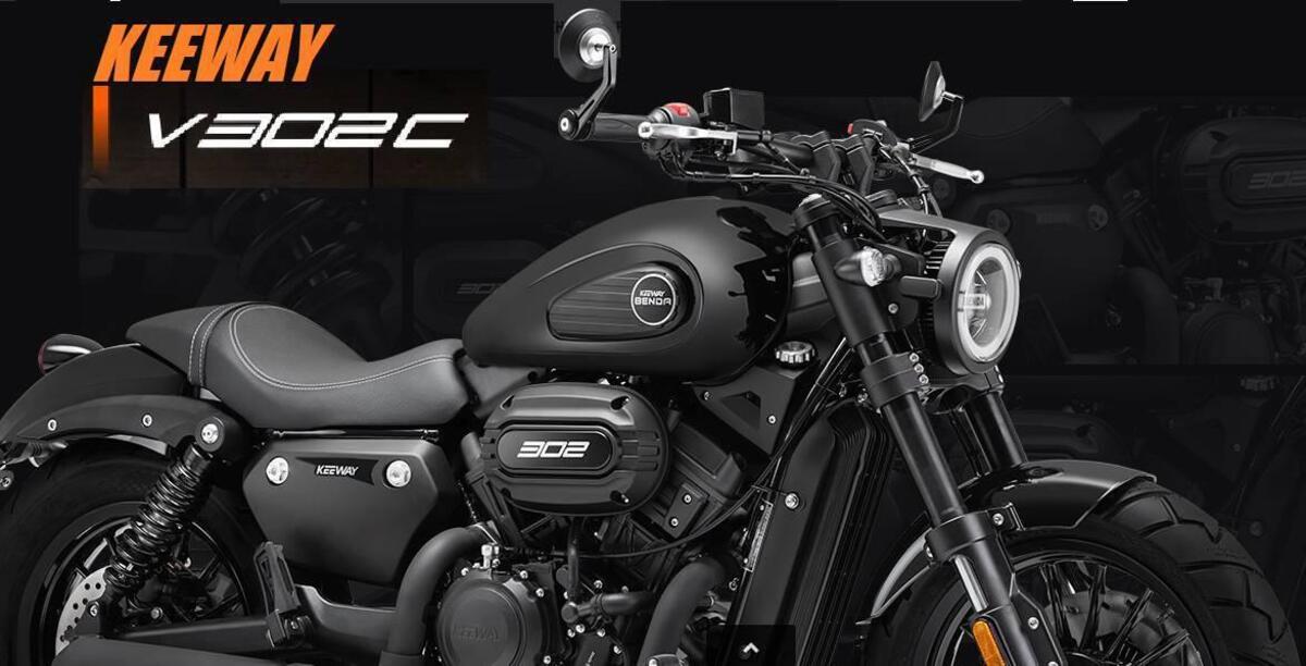 Vendo Keeway Motor V302 C (2022 - 25) nuova a Lucca (codice 9127853 ...