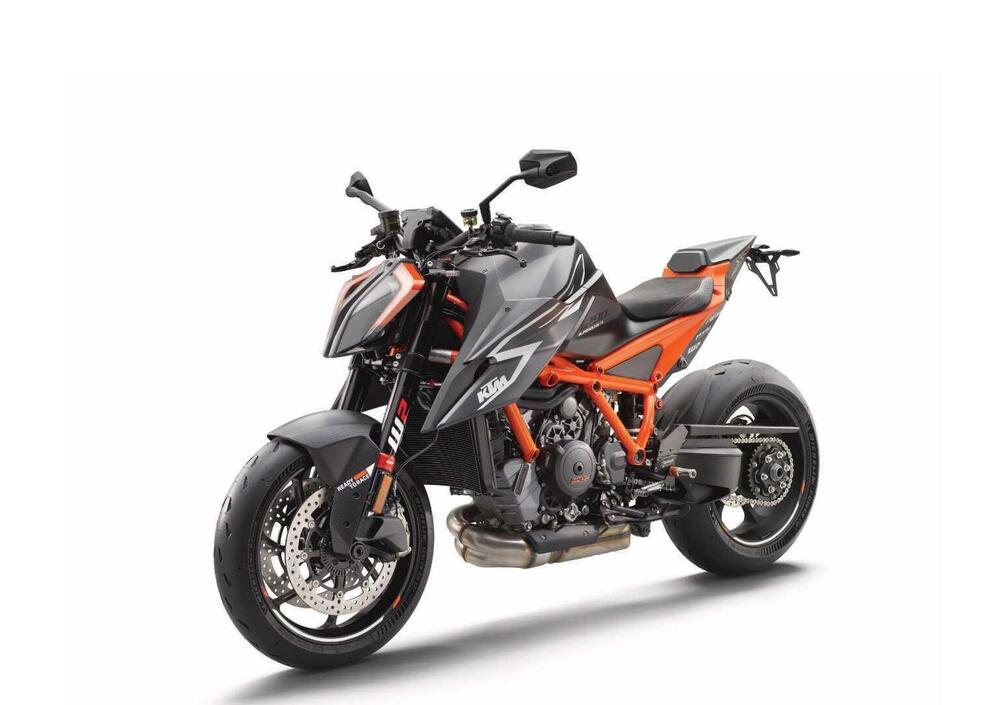 KTM 1290 Super Duke RR (2023), prezzo e scheda tecnica - Moto.it