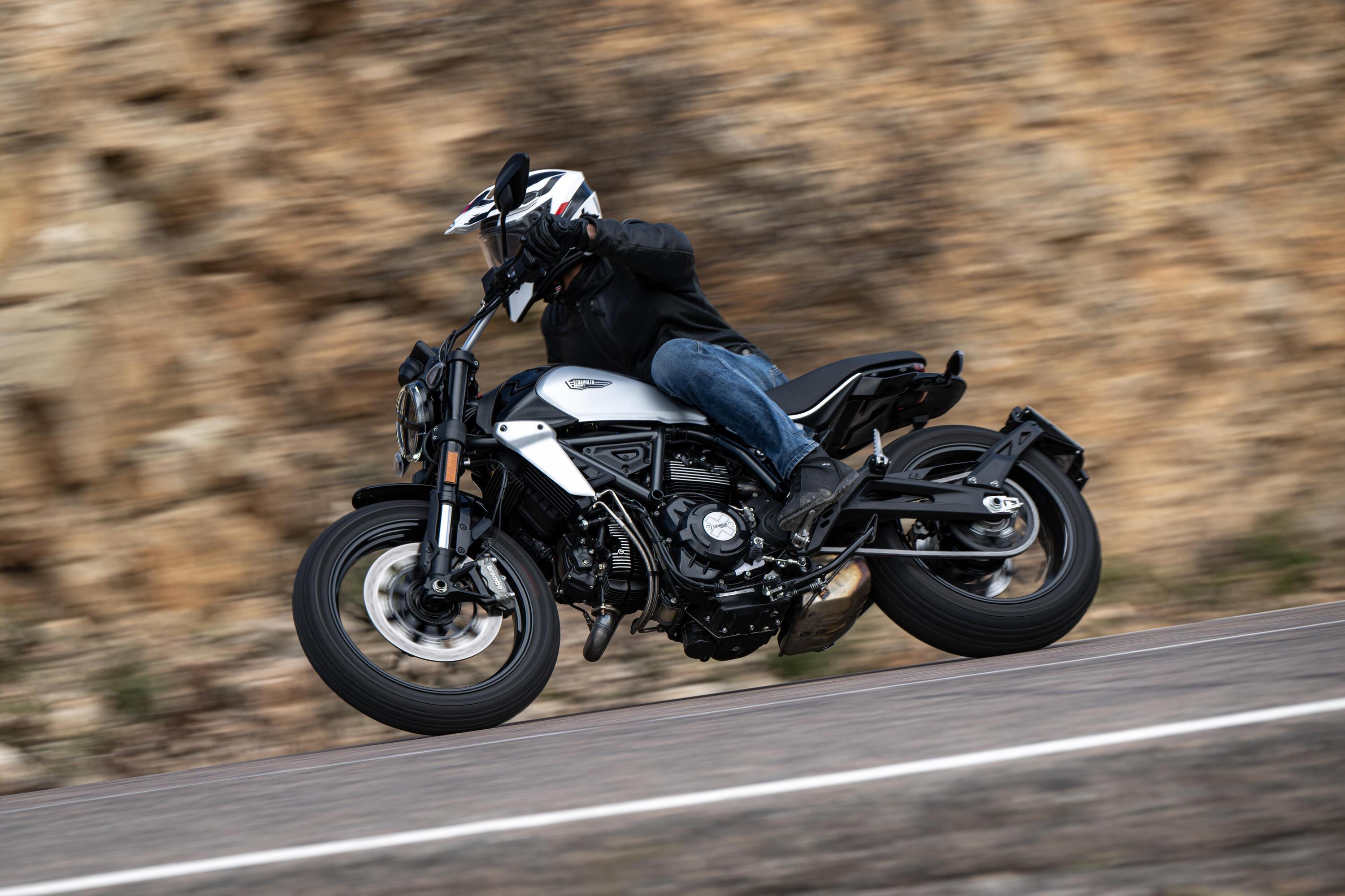 Prova Ducati Scrambler 800 next-gen TEST [GALLERY E VIDEO] - Prove ...