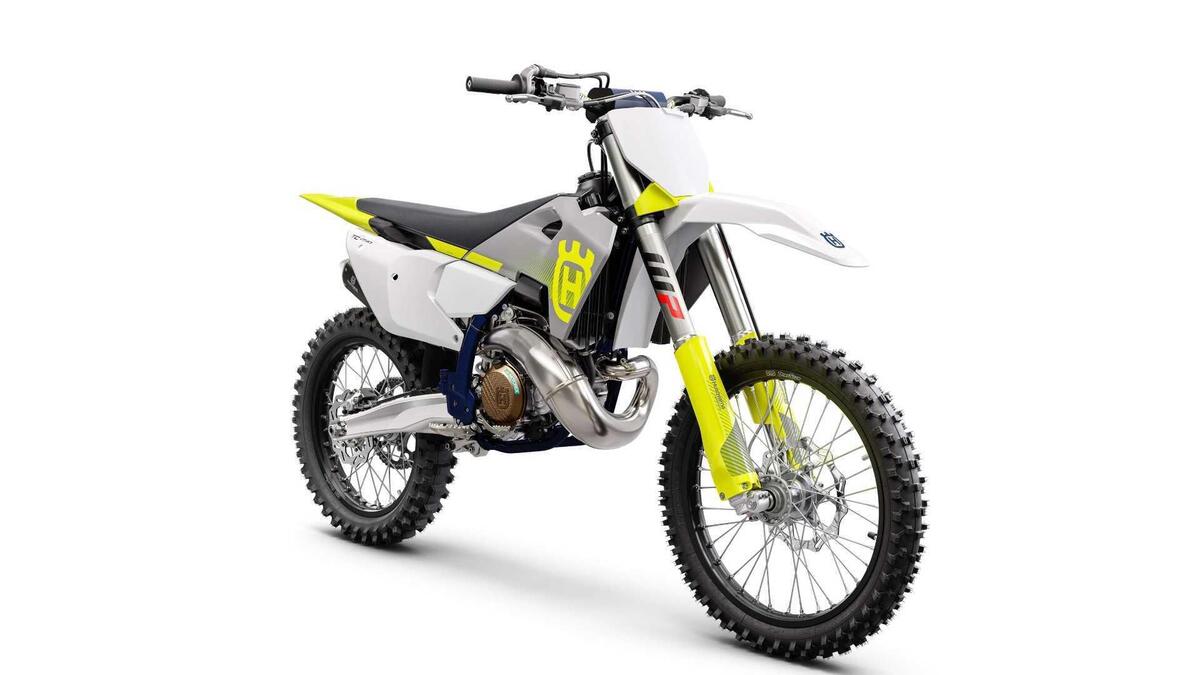 Husqvarna TC 250 (2024), prezzo e scheda tecnica - Moto.it