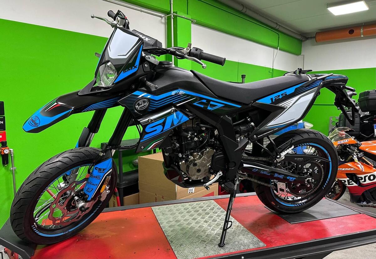 Vendo FB Mondial SMX 125 Motard (2021 - 24) nuova a Montichiari (codice ...