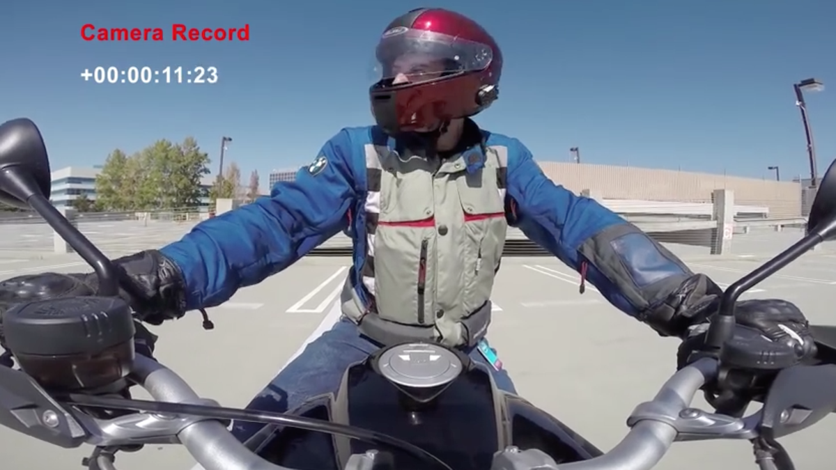 Intel e BMW per... una moto che parla - News - Moto.it