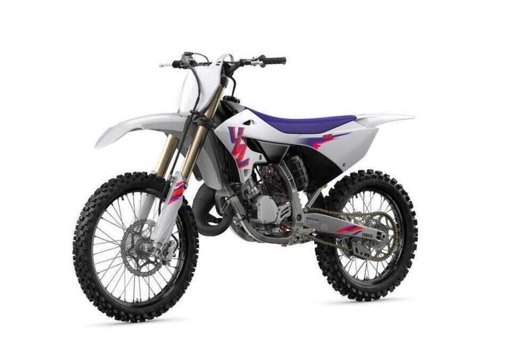 Yamaha YZ 125 50° Anniversario (2024), prezzo e scheda tecnica - Moto.it