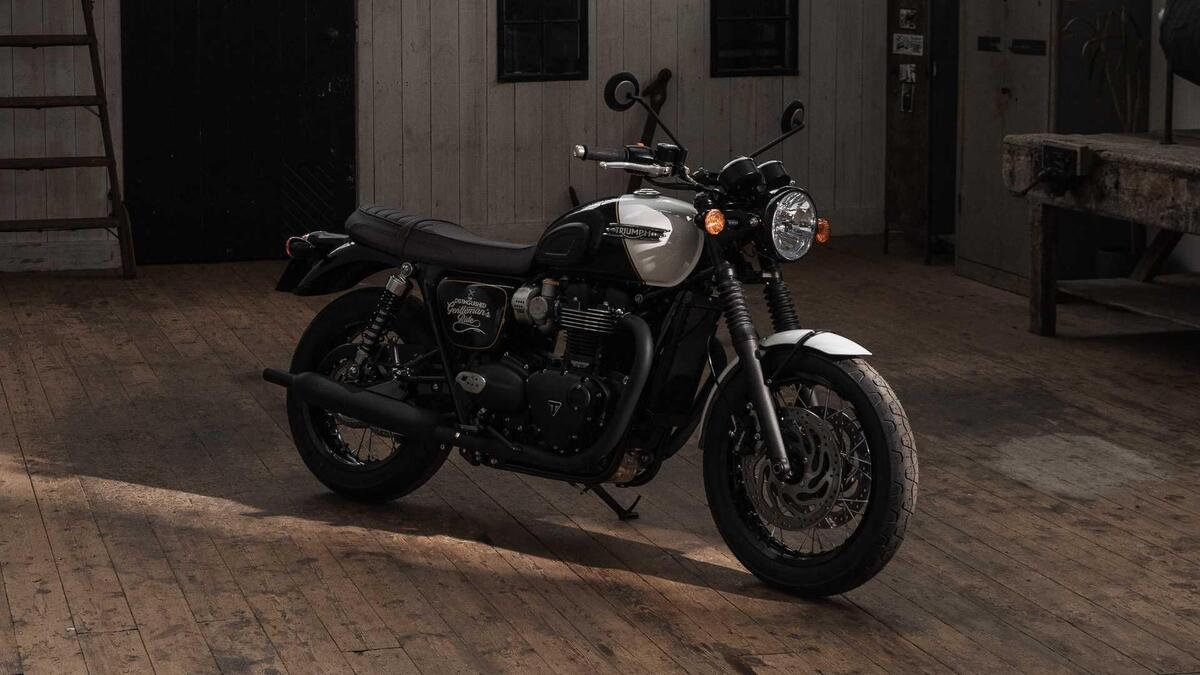 Triumph Bonneville T120 Black DGR Limited Edition (2023), prezzo e ...
