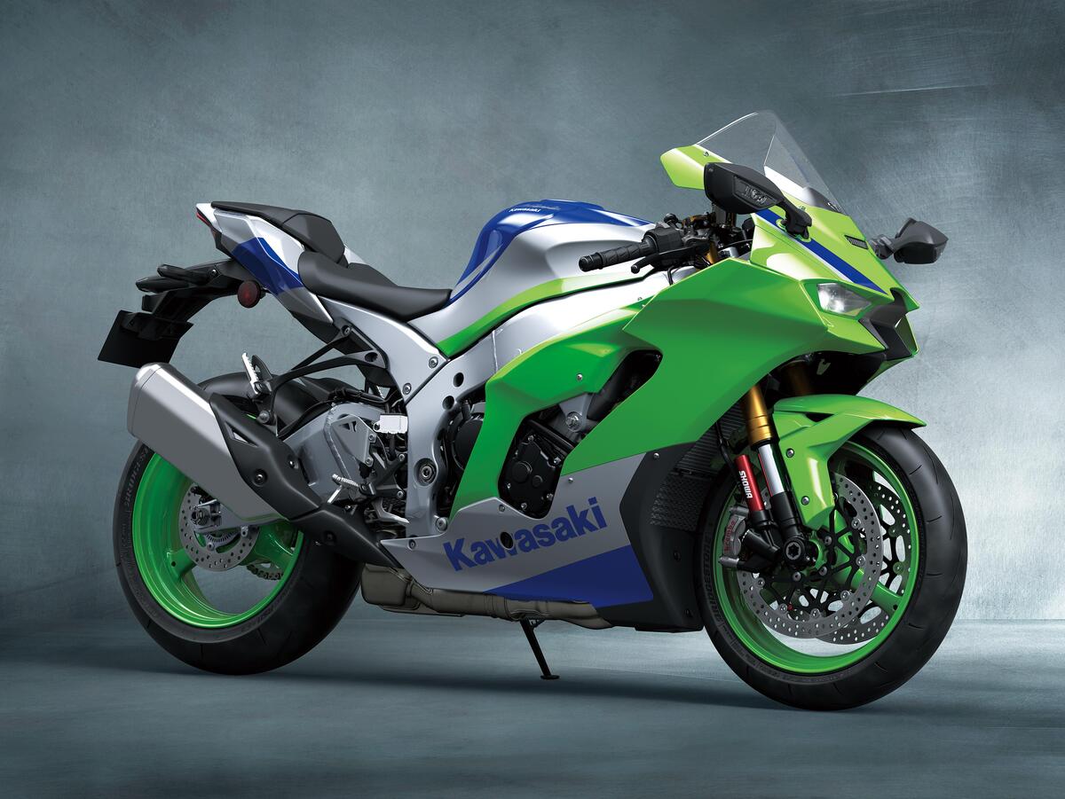 Le Kawasaki Ninja tornano negli anni '90. Ecco la nuova Special Edition ...