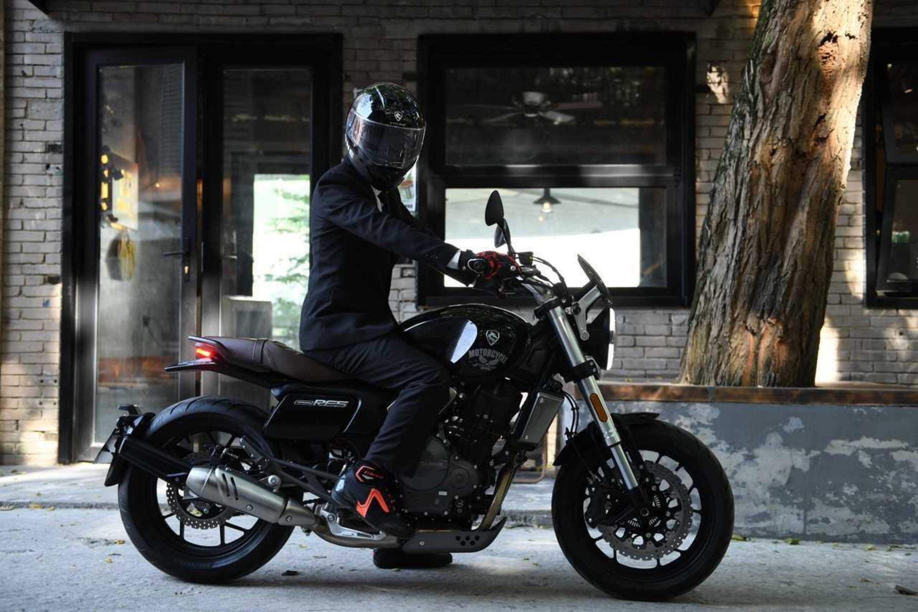 Zonsen: le novità Cyclone presentate ad EICMA 2023 - News - Moto.it