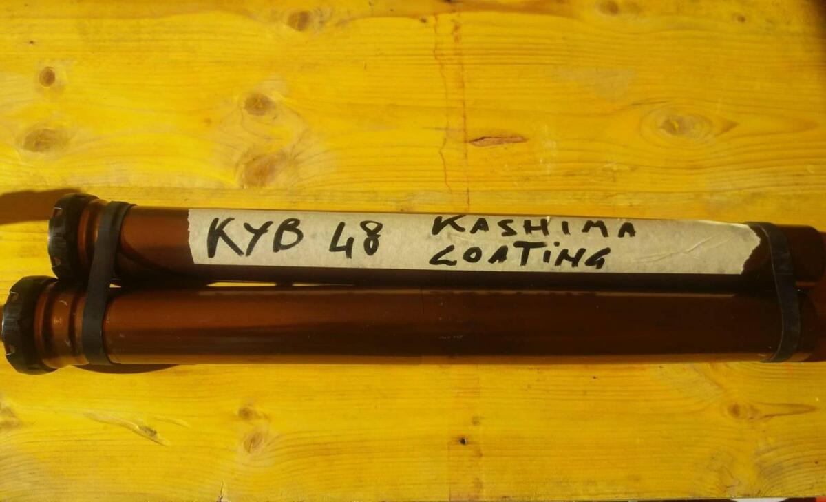 Vendo Foderi Kyb 48 Kashima Coating Kayaba a Castel San Giovanni ...
