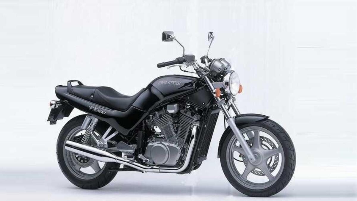 Suzuki VX 800, prezzo e scheda tecnica - Moto.it