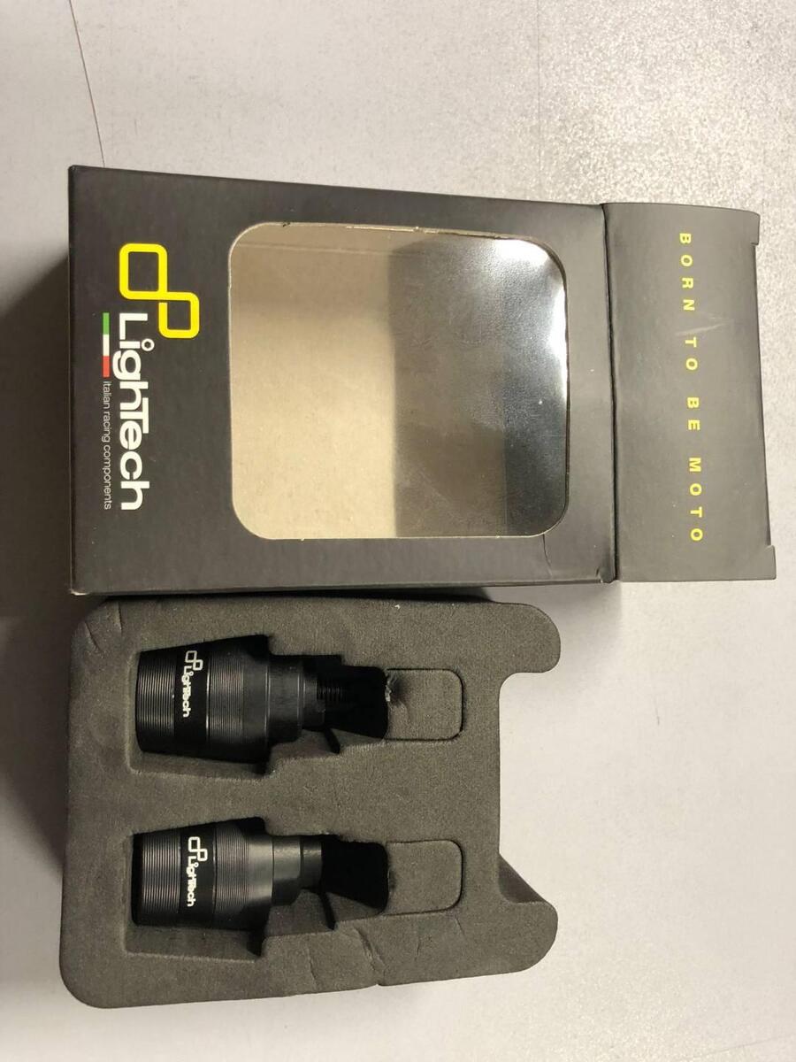 Vendo Coppia contrappesi manubrio Lightech colore nero. Lightech a Bergamo (codice 9344639 ...