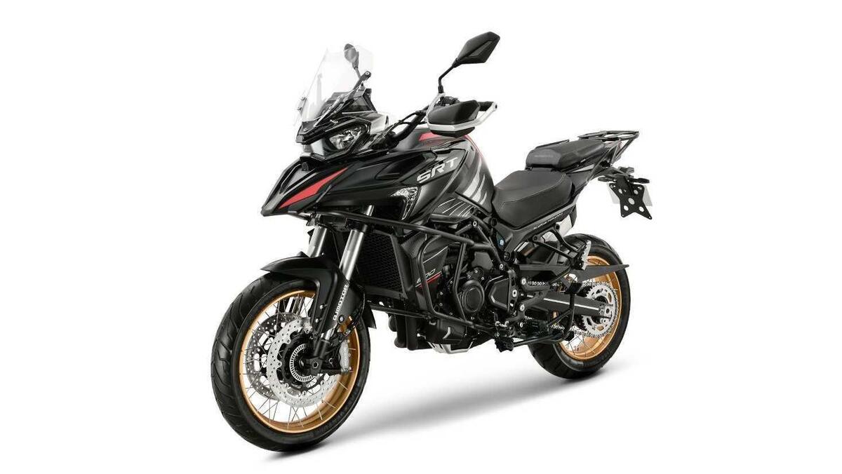 QJ Motor SRT 800 SX (2024 - 25), prezzo e scheda tecnica - Moto.it