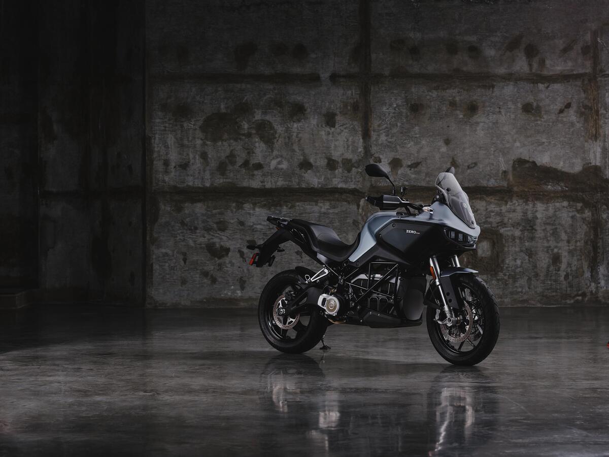 Zero SR MY24 e DSR MY24, le elettriche A2. Ecco i prezzi - News - Moto.it
