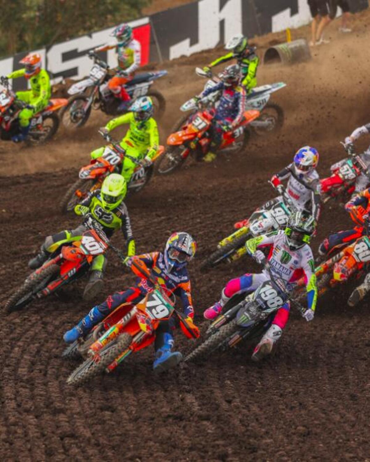 MXGP 2024: tutti i piloti e i team. Ecco chi si schiererà al ...