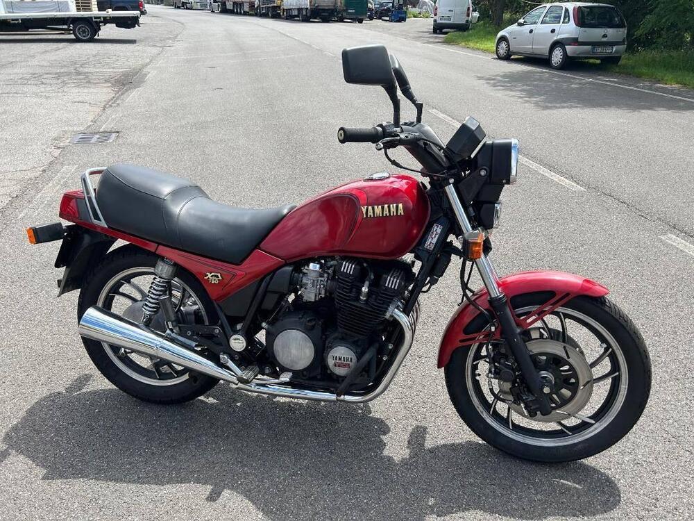 Vendo Yamaha XJ 750 usata a Rosate (codice 9467148) - Moto.it