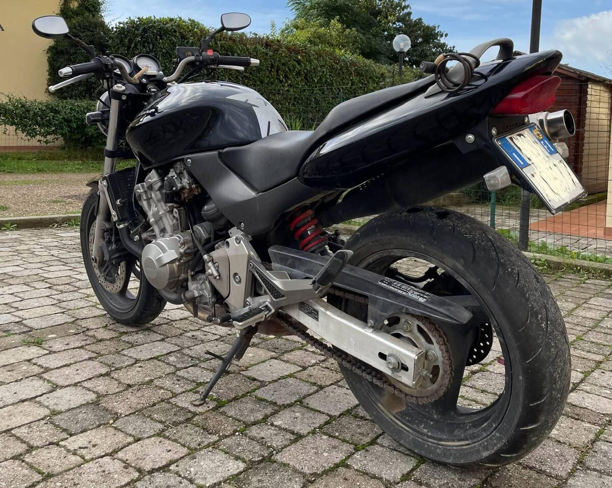 Vendo Honda Hornet 600 (2000 - 02) usata a Firenze (codice 9477601) - Moto.it