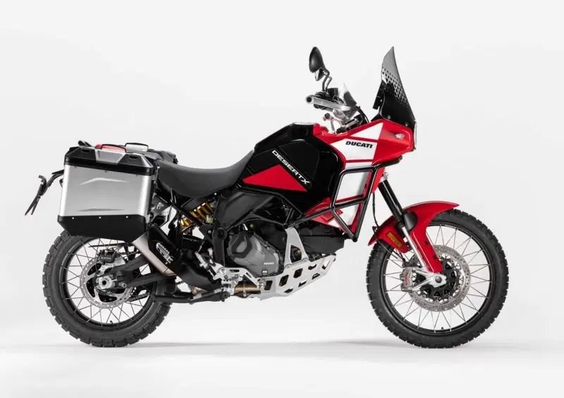 Ducati DesertX Discovery (2025), prezzo e scheda tecnica - Moto.it