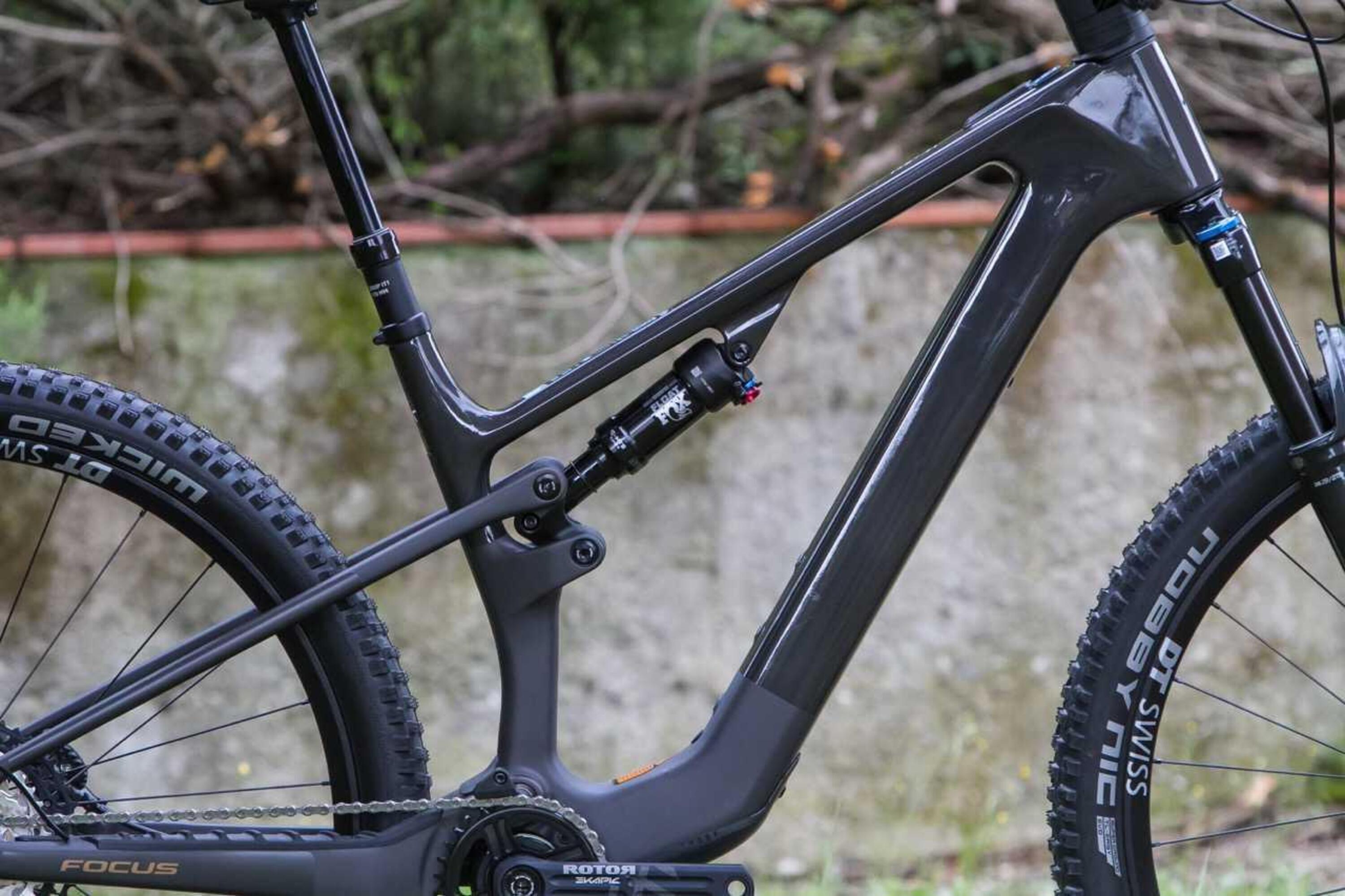 Una E-MTB (quasi) da Olimpiadi! Il nostro TEST della Focus Vam 2 [VIDEO ...