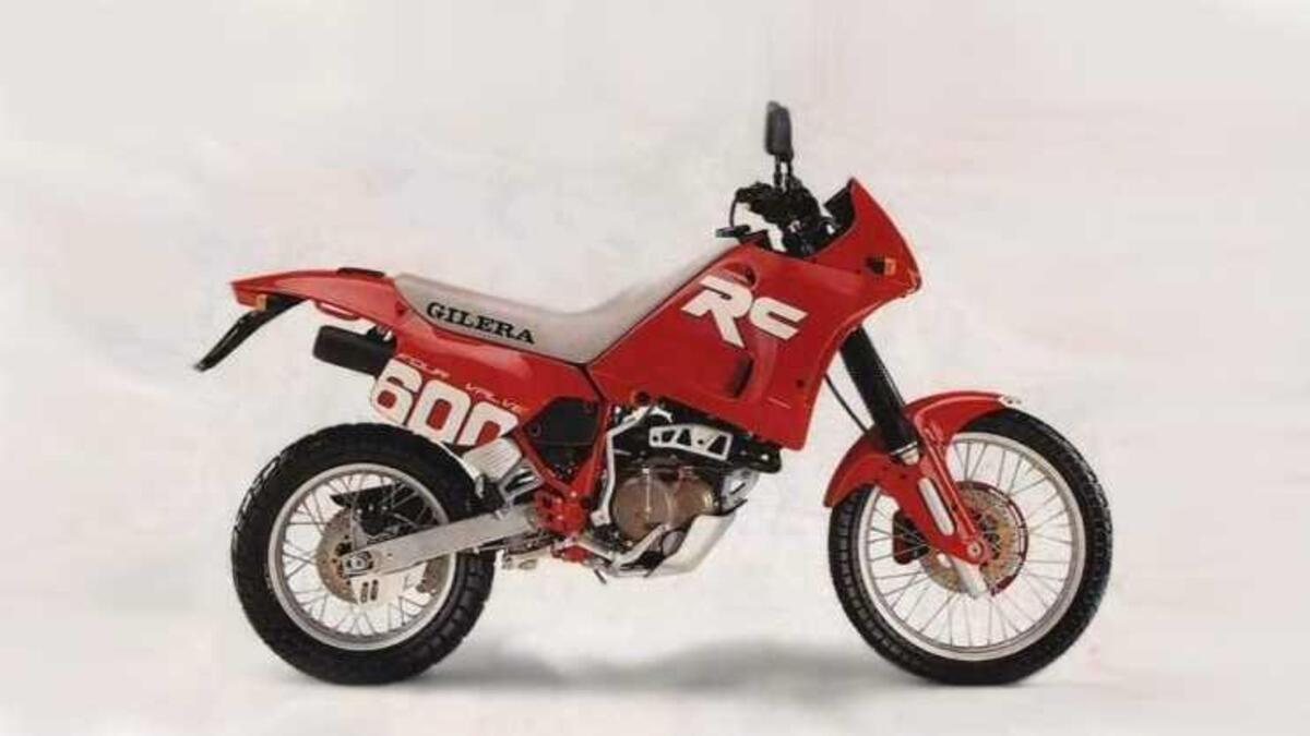 Gilera RC 600 R, prezzo e scheda tecnica - Moto.it