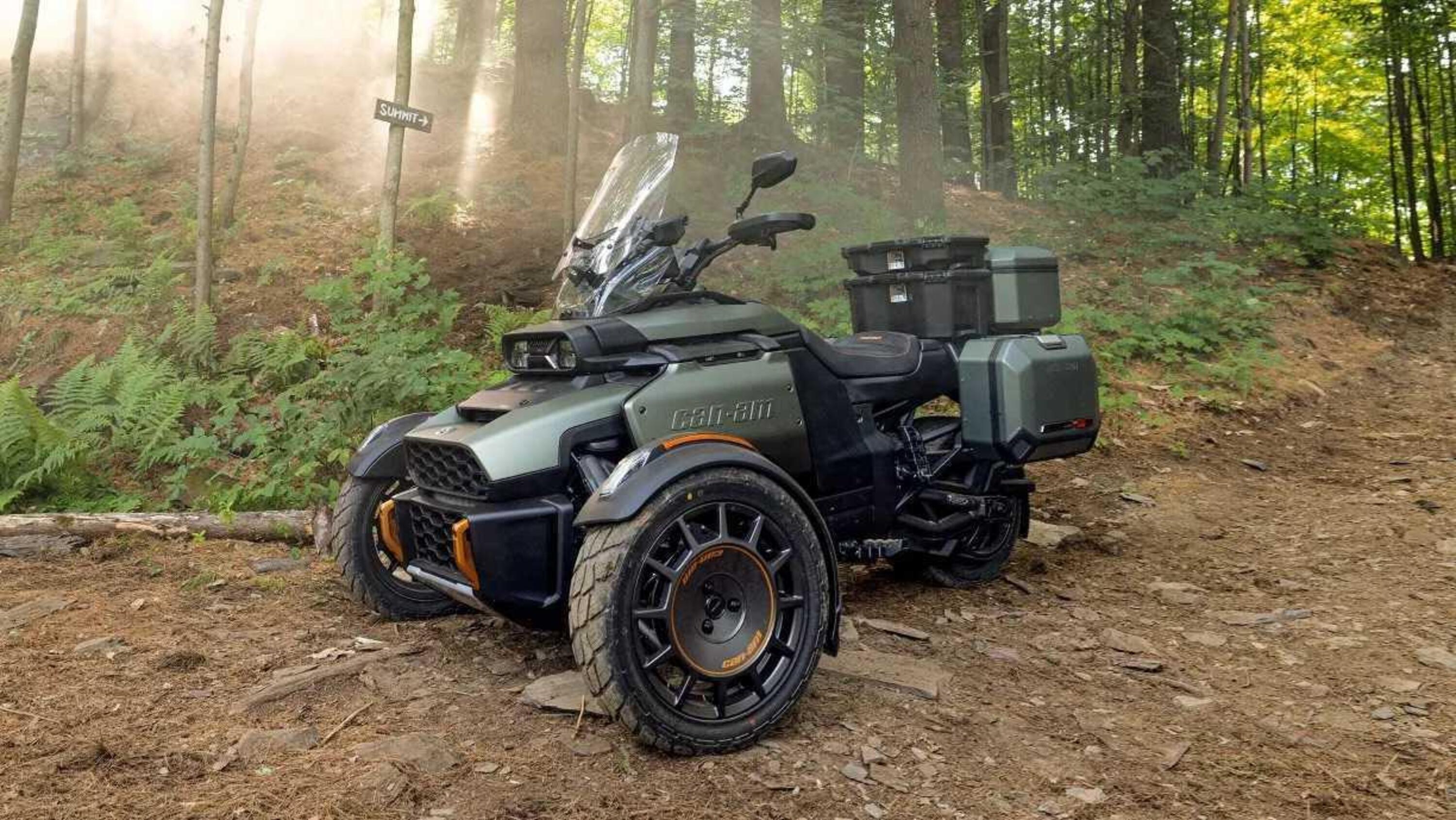 Scooter e moto a tre ruote: consigli per gli acquisti 2024 - News - Moto.it