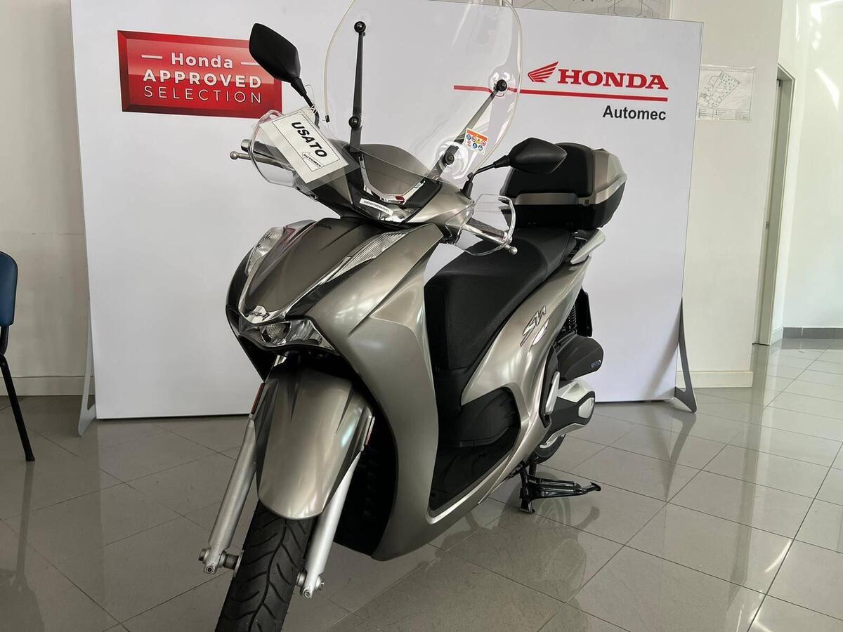 Vendo Honda SH 350 (2021 - 24) usata a Napoli (codice 9549935) - Moto.it
