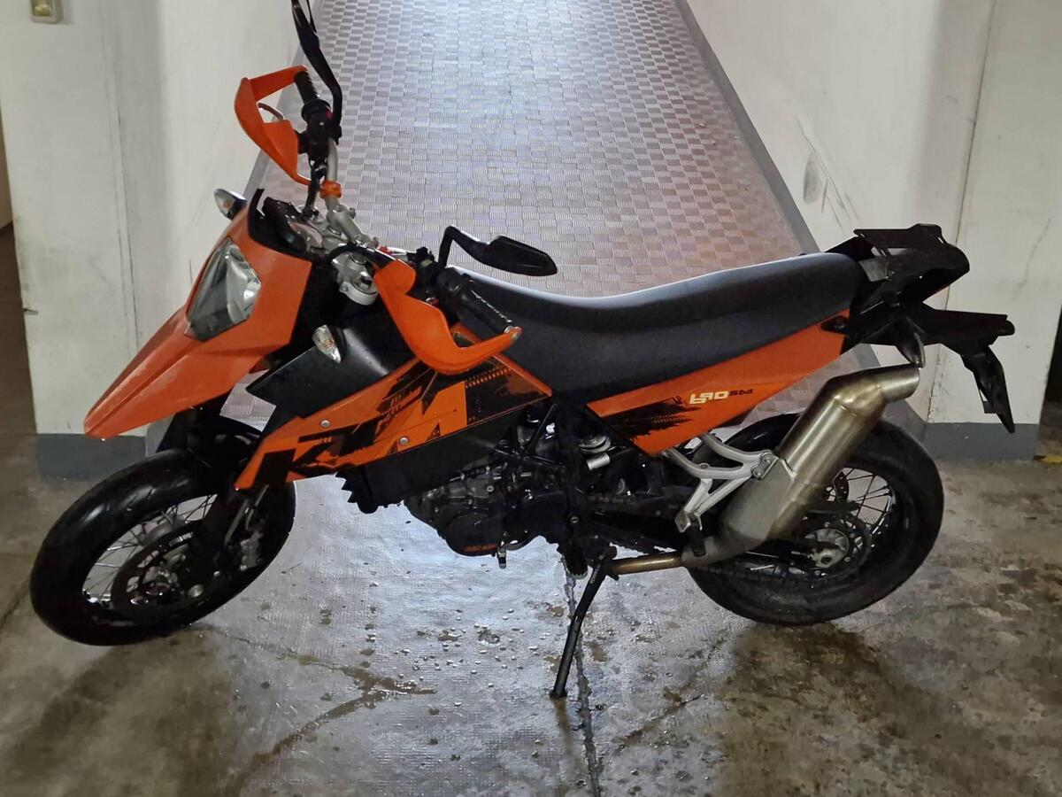 Vendo KTM 690 Supermoto usata a Padova (codice 9561770) - Moto.it